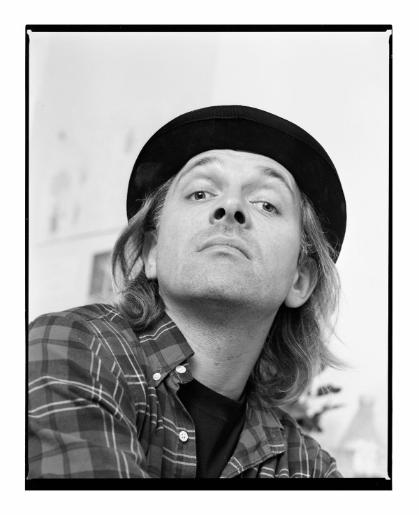 Mark Young’s Photo Shoot with Rik Mayall – Rik Mayall Scrapbook