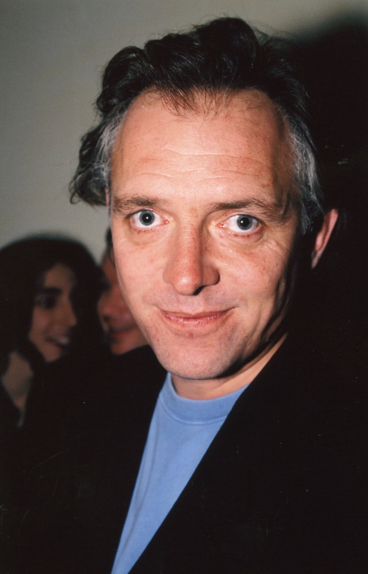 Mark Young’s Photo Shoot with Rik Mayall – Rik Mayall Scrapbook
